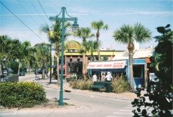 Siesta Key Village: Shops - Cafes - Restaurants - Bars