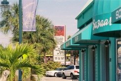 Siesta Key Village: Shops - Cafes - Restaurants - Bars